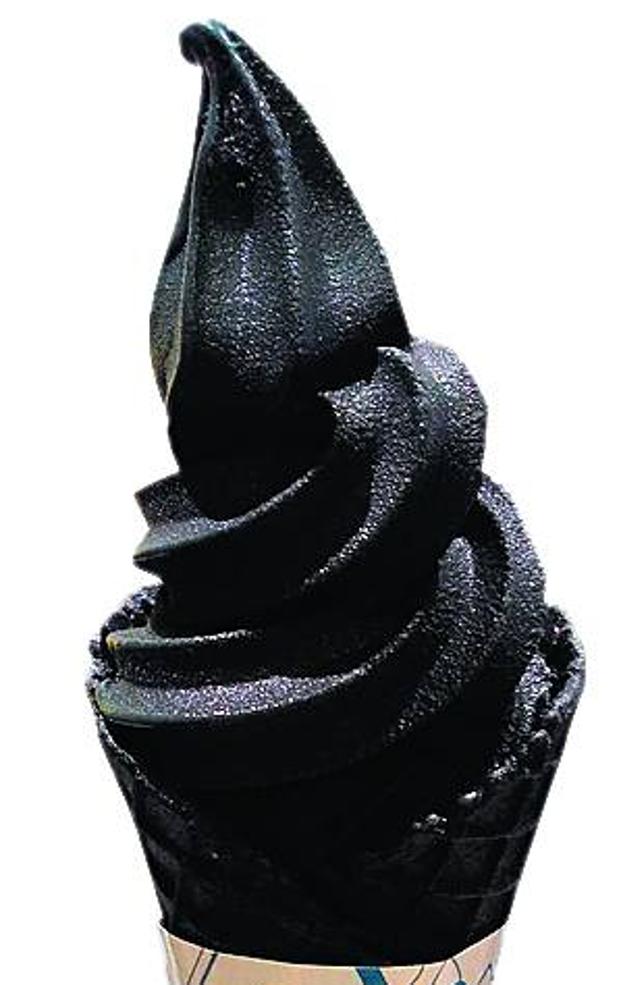 La comida negra está de moda | Las Provincias